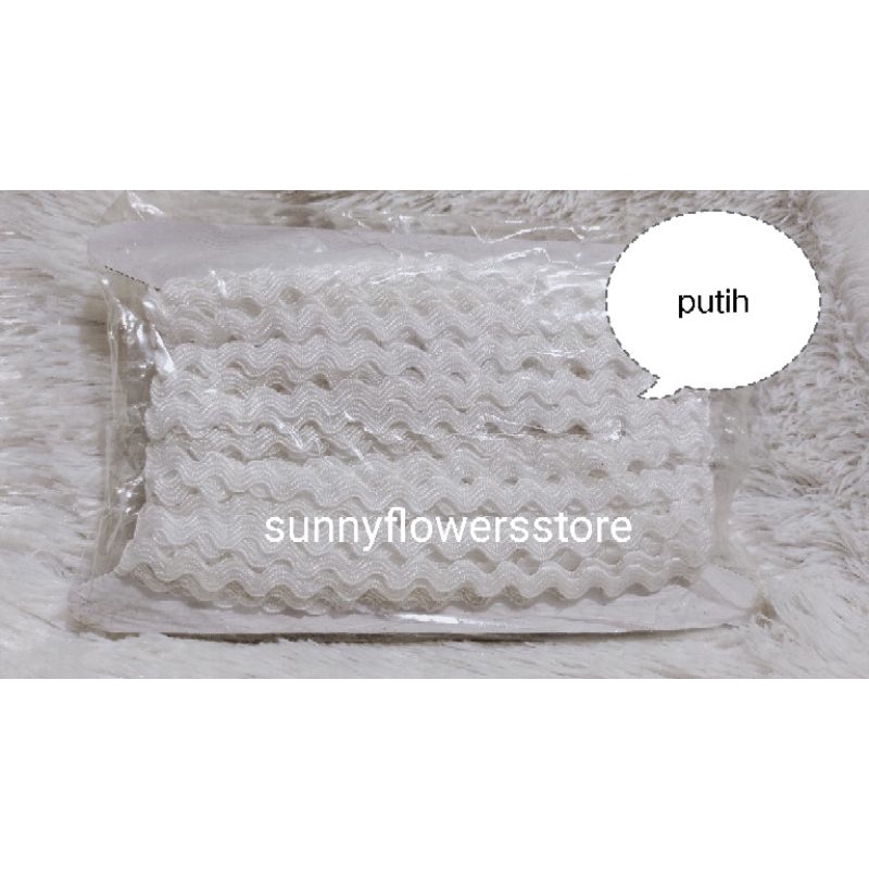 Jual Renda zig -zag/ biku biku lebar 0,5 cm isi 18 meter | Shopee Indonesia
