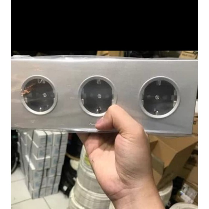 Jual stopkontak stop kontak panasonic 3gang 3 gang inbow putih wide ...