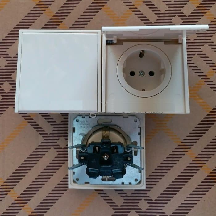 Jual STOP KONTAK BROCO IB STOP KONTAK TUTUP ARDE CREAM 6122 BROCO INBOW ...