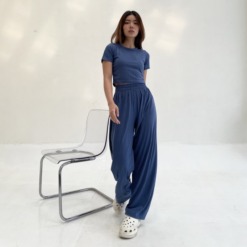 Jual GEMMA SET | Setelan Wanita Ribbed Knit Set Crop Top Lengan Celana ...