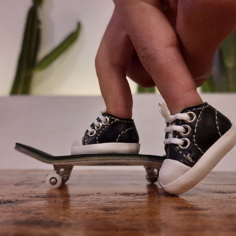 Jual Sepatu jari mini fingerboard shoes findwoods | Shopee Indonesia