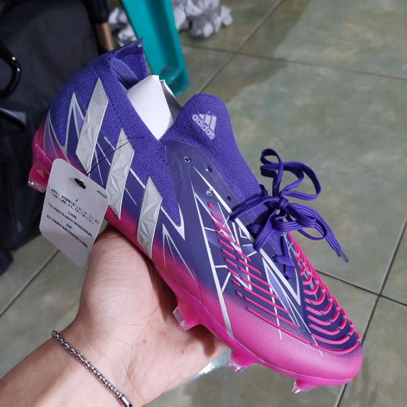 Jual Sepatu Sepak Bola Soccer Adidas Predator Edge.1 Low FG - Team ...