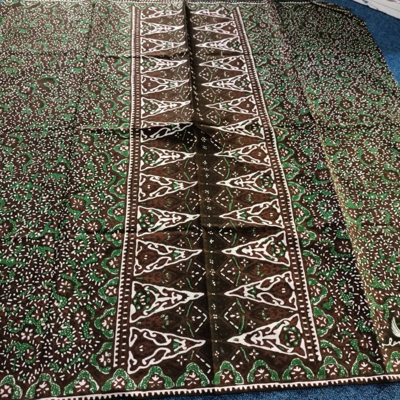 Jual Sarung Batik Lar Gurda Sarung Batik Solo Asli Sulur 2 | Shopee ...