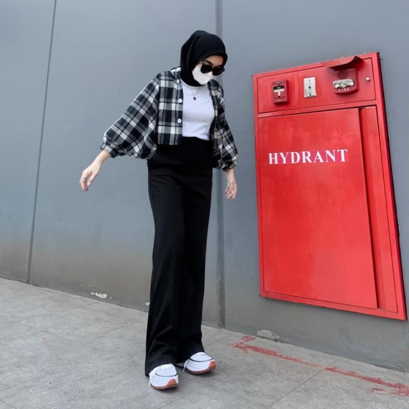 Jual TheGirlHouse - HIGHWAIST KULOT LOOSE JEANS BEST SELLER /KULOT ...