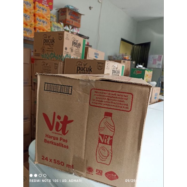 Jual Air Mineral Dalam Kemasan VIT Botol 550 ML | Shopee Indonesia