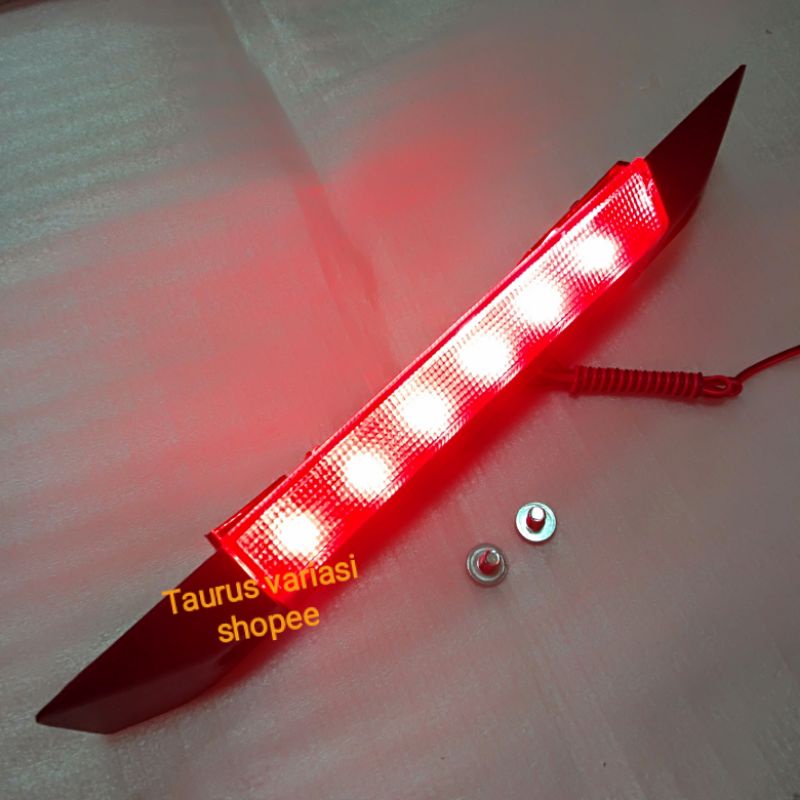 Jual Lampu Spoiler Stop rem belakang Mobil toyota avanza/ xenia 2019 ...