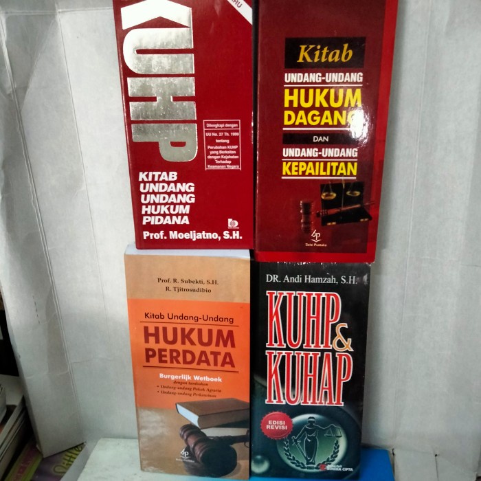 Jual 4 PAKET BUKU KITAB HUKUM KUHP, KUHD, KUHPER (BW), KUHP & KUHAP LENGKAP | Shopee Indonesia