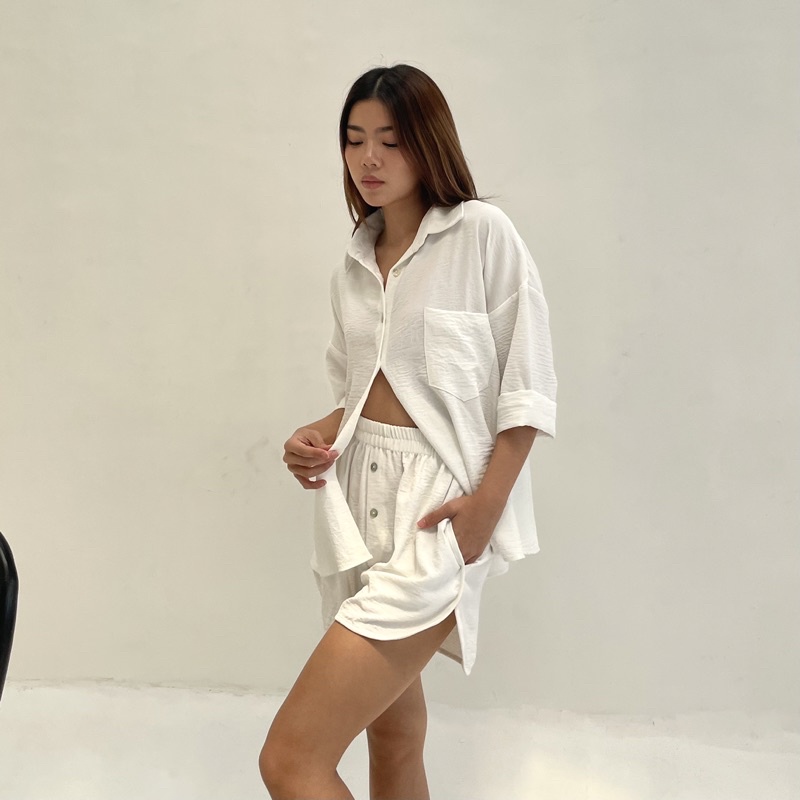 Jual BYEOL SET | Setelan Wanita Crinkle Kemeja Set Celana Pendek Highwaist Highwaisted Shorts ...