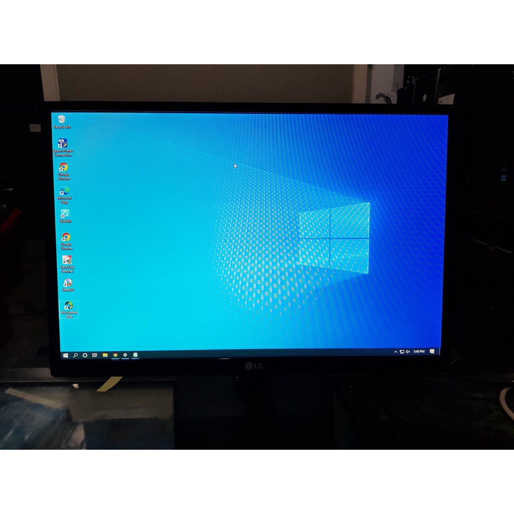 Jual MONITOR PC LED IPS LG 20" WIDESCREEN | Shopee Indonesia