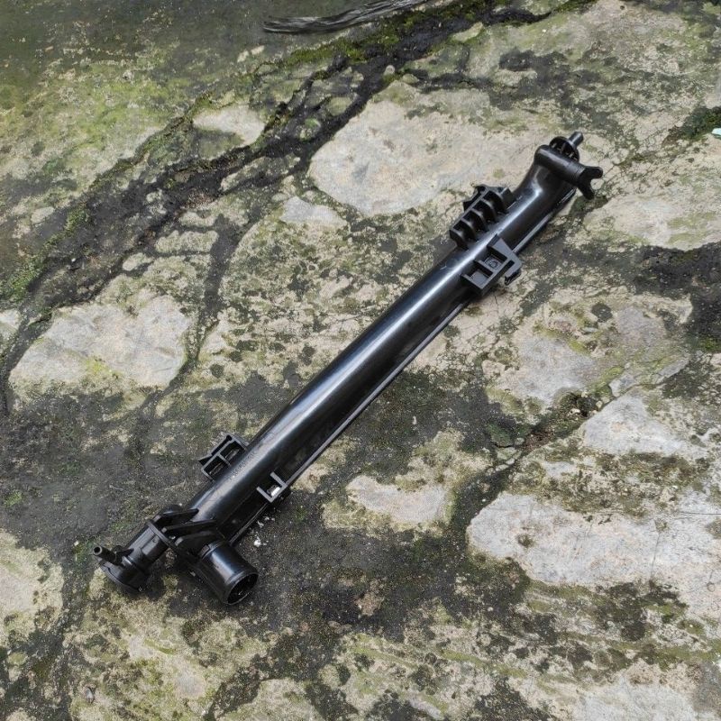 Jual UPPER TANK RADIATOR TUCSON/COVER RADIATOR HYUNDAI TUCSON 2011-2012 ...