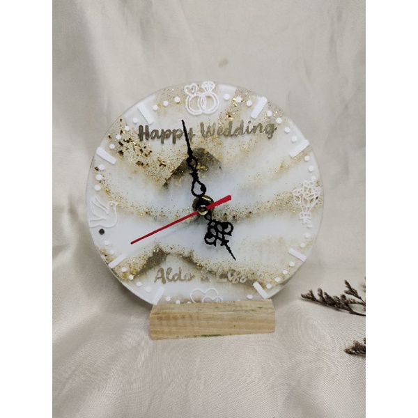 Jual Jam Meja Resin | Jam Meja Akrilik Custom | Kado Jam Meja Custom ...