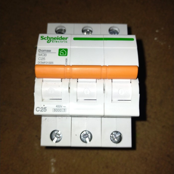Jual MCB 25 AMPERE 3 PHASE NEW ORI SCHNEIDER | Shopee Indonesia