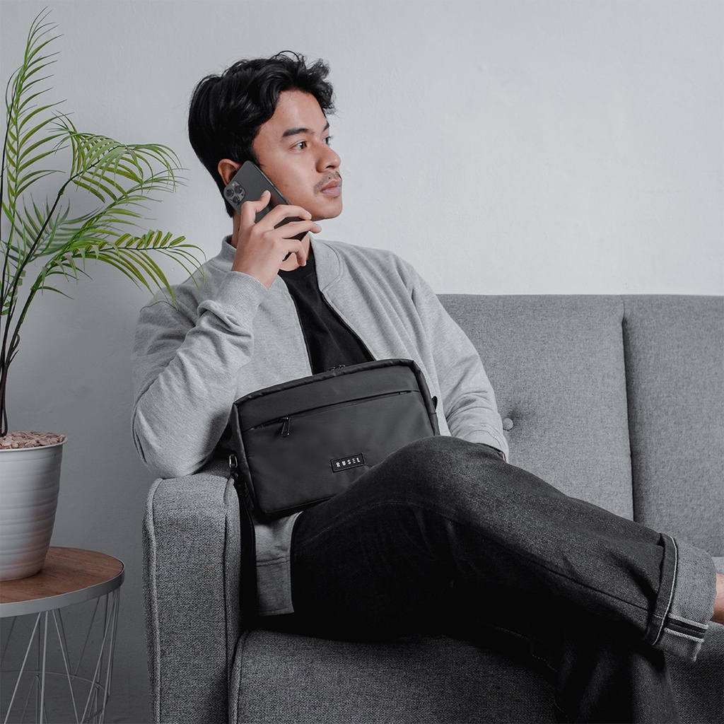 Jual RUSEL CO - Handbag Aruna Black Tas Selempang Pria I Tas Clutch ...