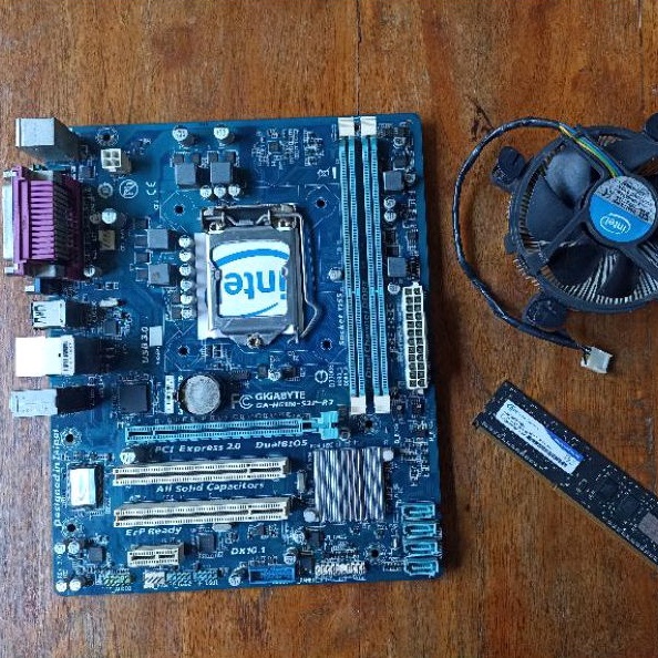 Jual motherboard mobo gigabyte h61 h61m soket lga 1155 MINUS | Shopee ...