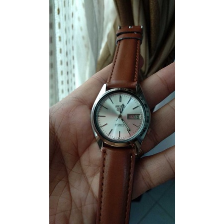 Jual jam tangan seiko 5 automatic dial putih strap kulit jam vintage jam pria | Shopee Indonesia