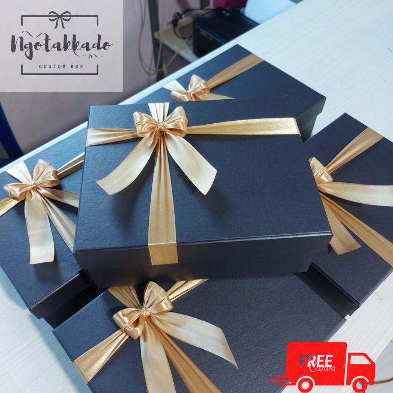 Jual KOTAK KADO/GIFT BOX PREMIUM UKURAN 22X17X8 DLL.BISA REQUEST WARNA & PITA | Shopee Indonesia