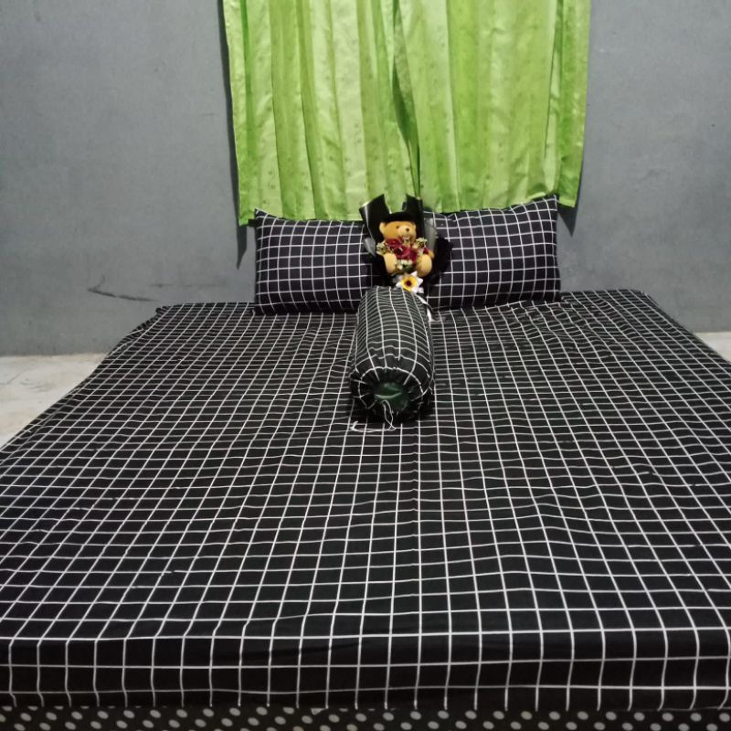 Jual SEPREI MOTIF AESTHETIC BLACK SQUARE KOTAK HITAM SEGI HITAM KOTAK ...