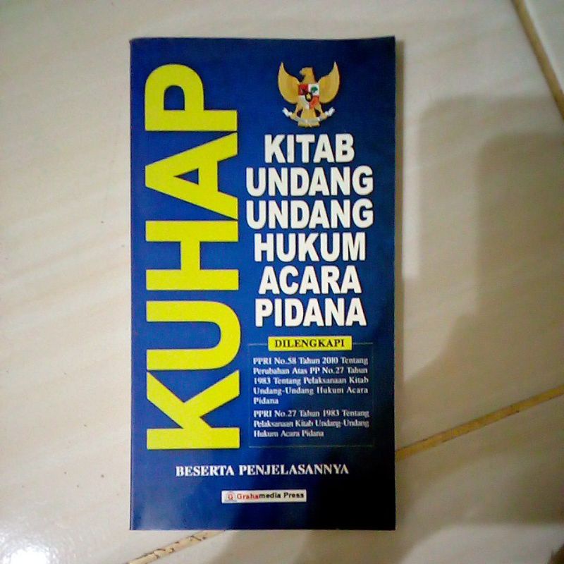 Jual kitab undang-undang hukum acara pidana KUHAP | Shopee Indonesia