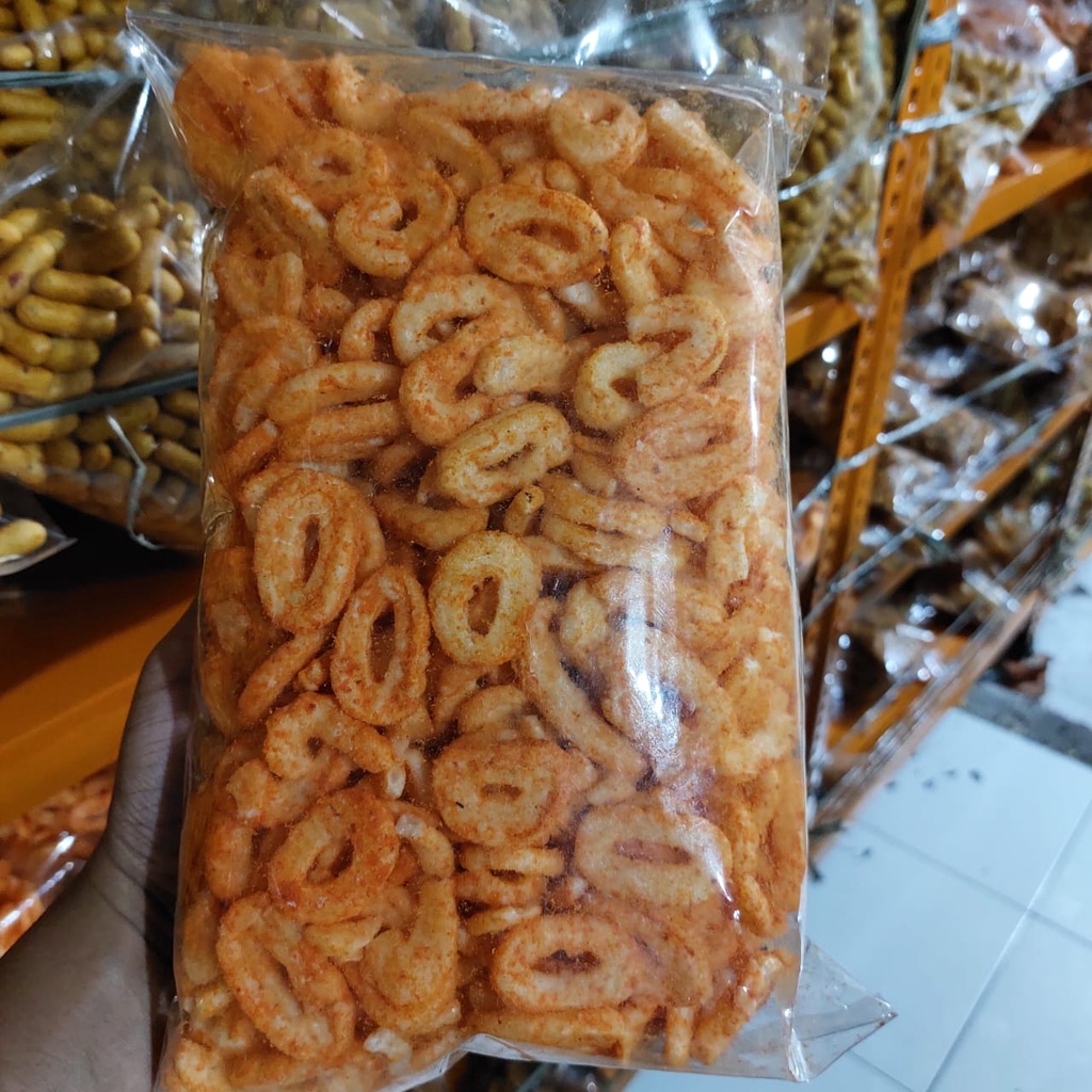 Jual SNACK KILOAN RING IKAN PEDAS KRUPUK IKAN KRUPUK PEDAS 200 GRAM ...