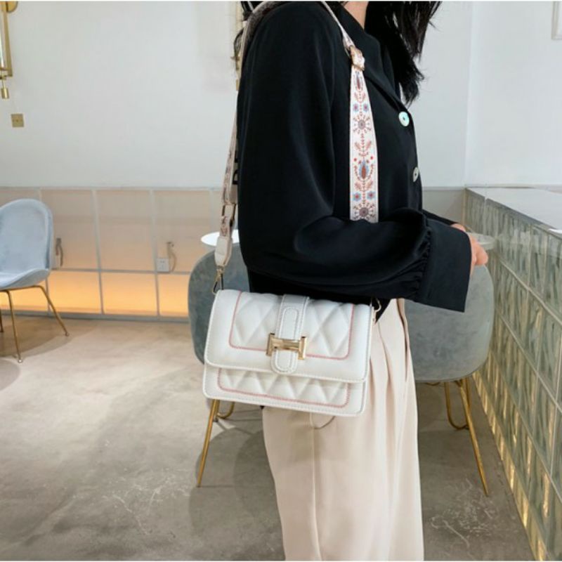 Jual 004 tas wanita tas import tas cantik tas unik tas | Shopee Indonesia