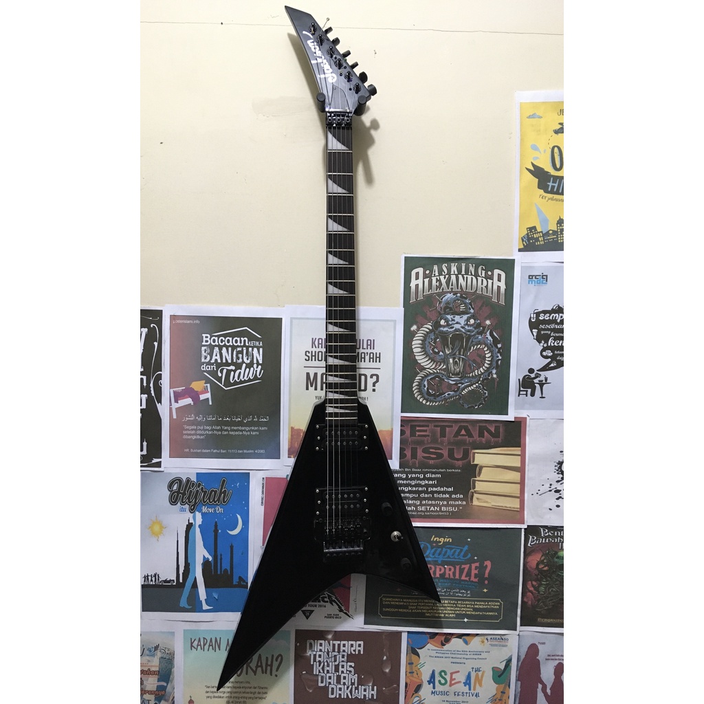Jual Gitar Elektrik Jackson Flying V ALL BLACK | Shopee Indonesia