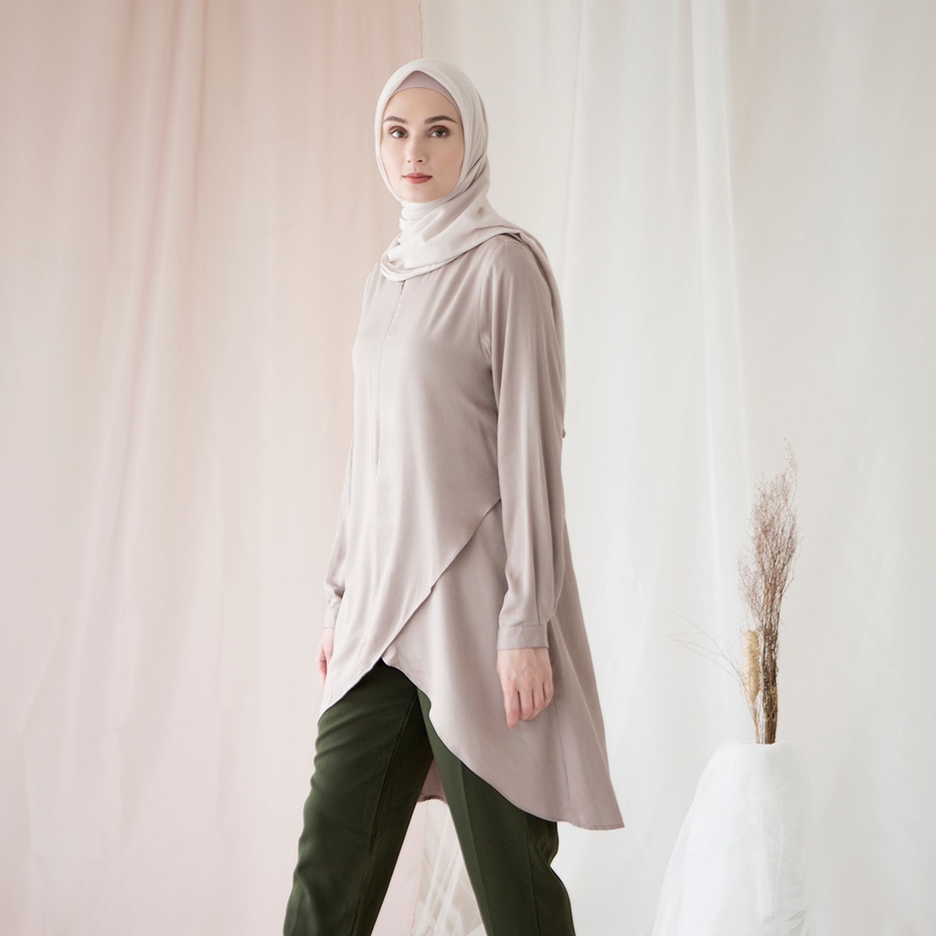 Jual Karuna by Aska Label - Tunik wanita panjang rayon lengan panjang busui friendly dengan hem ...