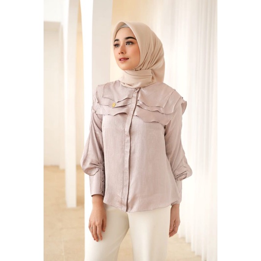 Jual NADINE BLOUSE CREAM BY YESA COLLECTION | Shopee Indonesia
