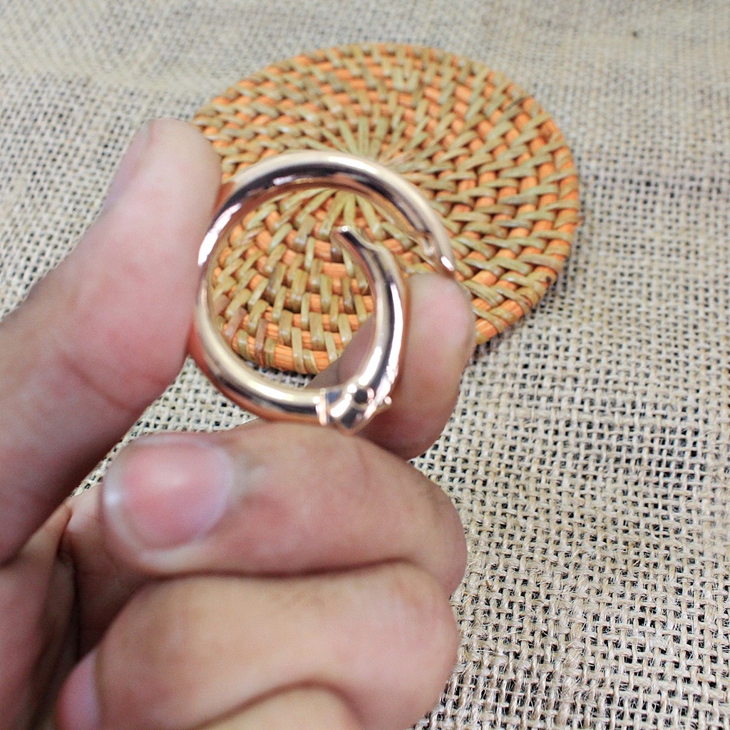 Jual Ring Bulat Buka Tutup Gold Ada 2 Size 3cm Dan 2cm Buat Gantungan ...