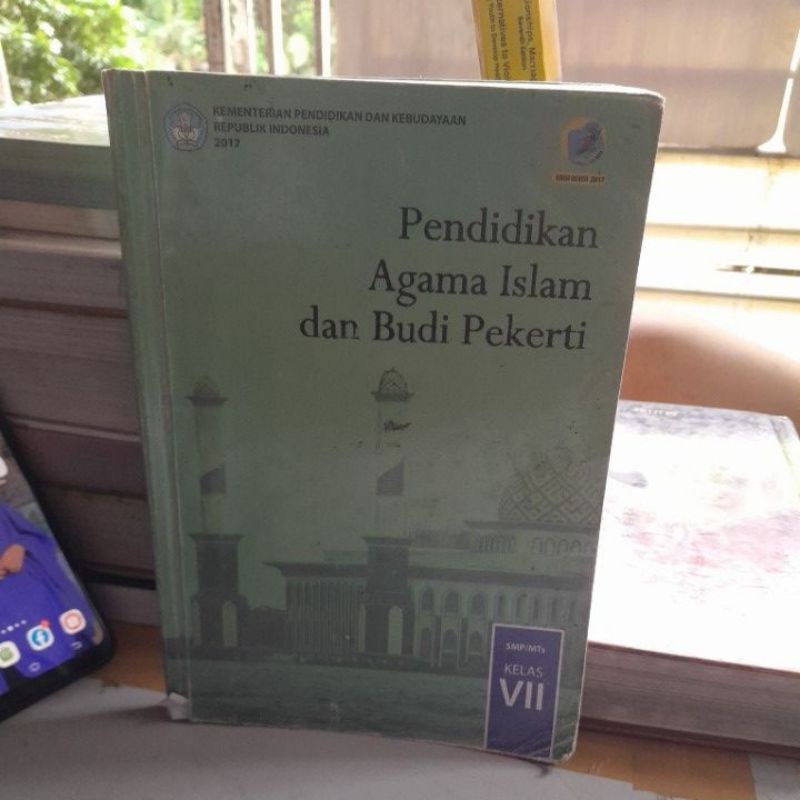 Jual buku Pendidikan Agama Islam dan budi pekerti smp/mts kelas 7/1/bse ...