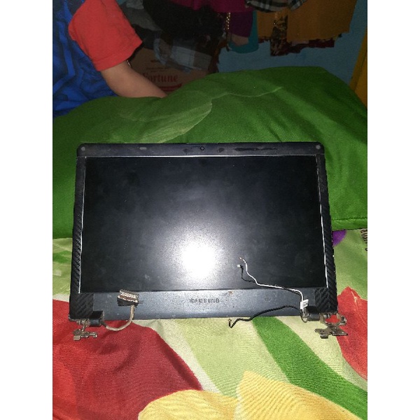 Jual Led Lcd + Casing laptop layar dan engsel laptop SAMSUNG NP355V4X ...