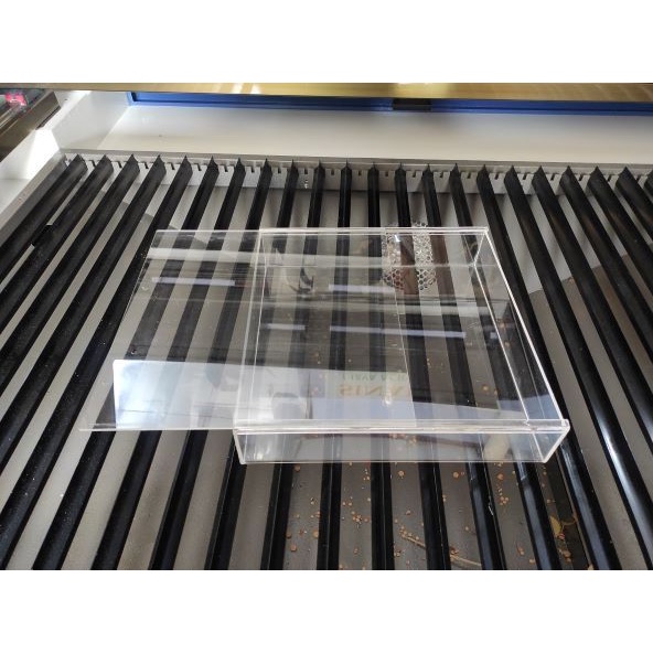 Jual kotak akrilik box tutup pintu sliding 30x40x6 | Shopee Indonesia