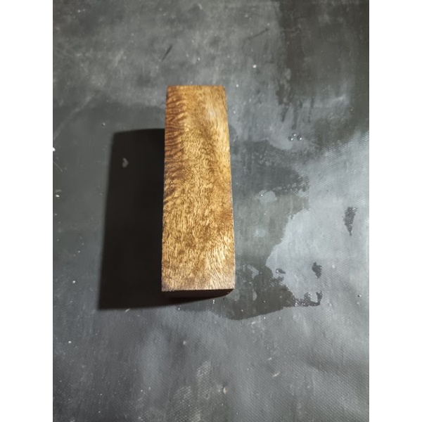 Jual kayu Curly mangga KTRM005 15X5X4,5 | Shopee Indonesia