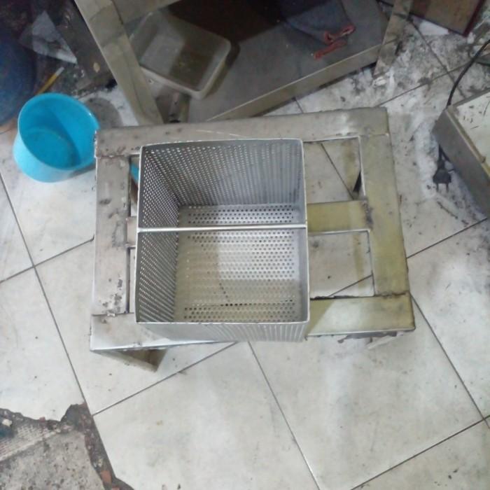 Jual saringan bak kontrol stainless 18x16x18cm | Shopee Indonesia