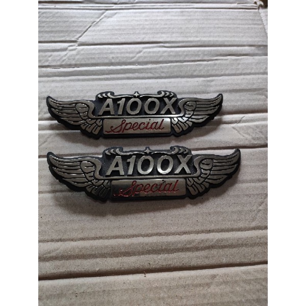 Jual emblem bodi kiri kanan suzuki a100x | Shopee Indonesia