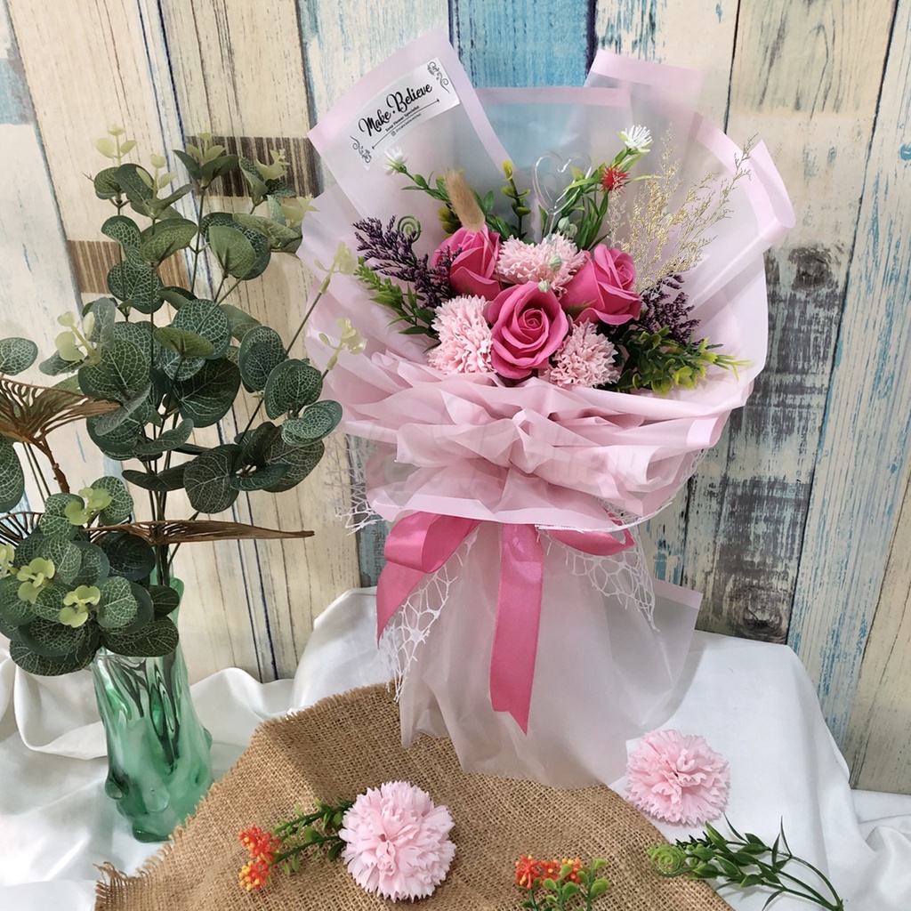Jual BLOOMS FLORIST Buket Bunga Sabun 6 Kuntum Mawar Carnation Bunga ...