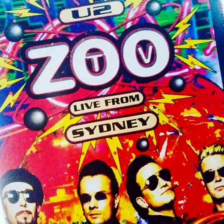 Jual KASET VHS U2 ZOO TV LIVE FROM SYDNEY Koleksi Musik Jadul | Shopee ...