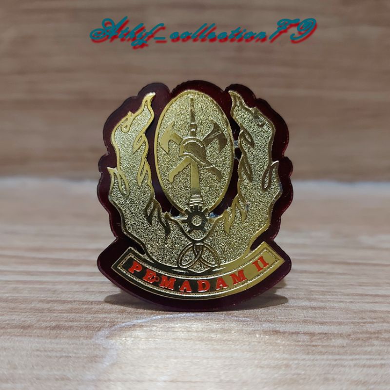 Jual Pin Pemadam 1 Pin Pemadam 2 Kuningan Magnet Lencana Pemadam Damkar ...
