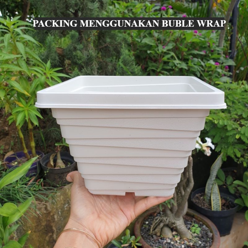 Jual POT Bunga MOZAIK 21 pot kotak segi hitam atau putih motif mesir ...