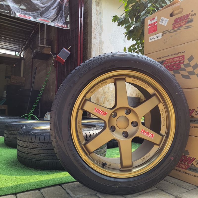 Jual Velg Ring 18 Innova Reborn Venturer Hrv Crv Xpander Volkrays TE37 ...