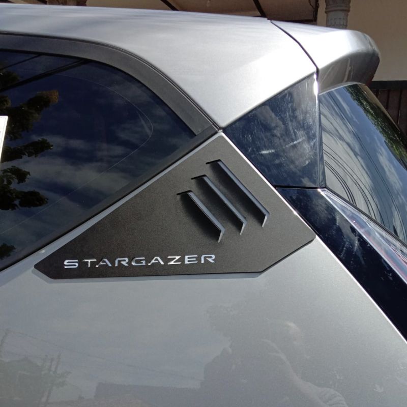 Jual hyundai stargazer rear panel garnish kisi kisi pillar belakang ...
