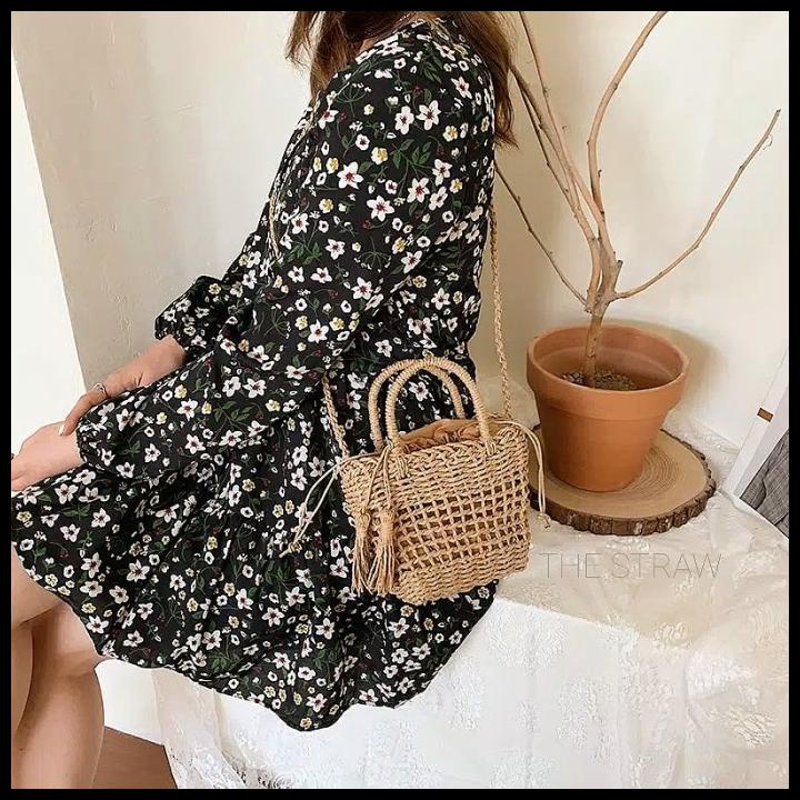 Jual The Straw Square Bucket Mini Sling Bag With Tassel Tas Pantai ...