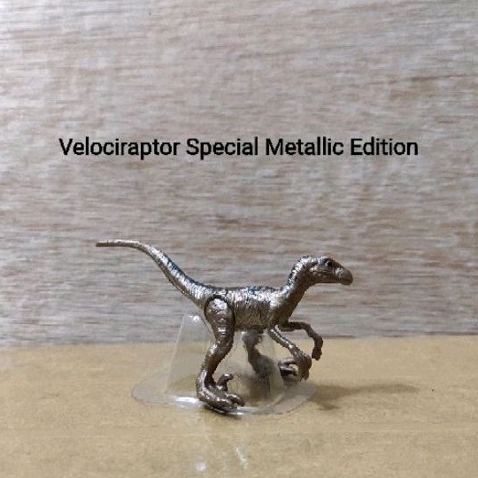 Jual Velociraptor Special Metallic Edition jurassic world mini action ...