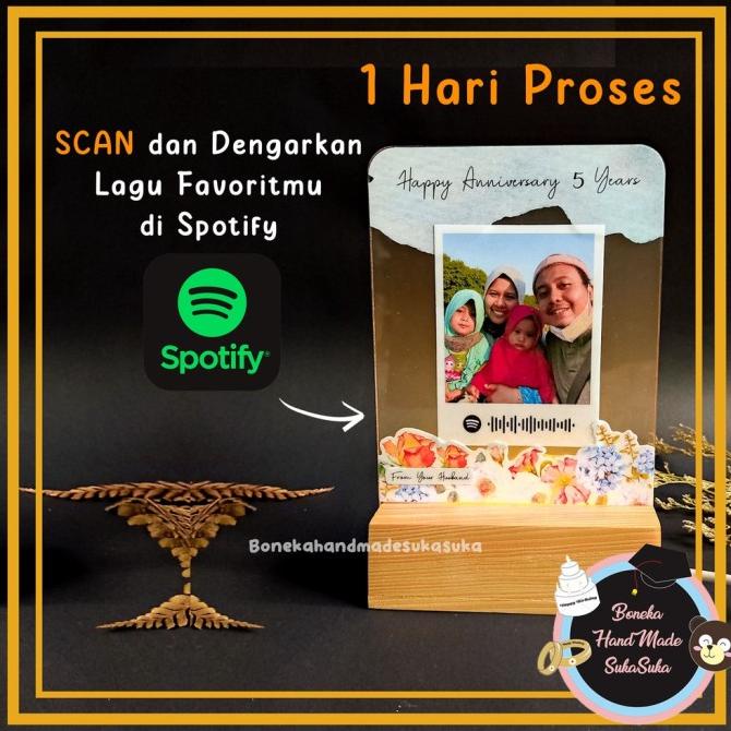 Jual Akrilik Spotify LED Hadiah Custom Bisa Request Foto, Ucapan dan ...