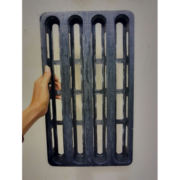 Jual Tray pot anggrek seedling tanpa sekat 4 lajur bekas pakai | Shopee ...