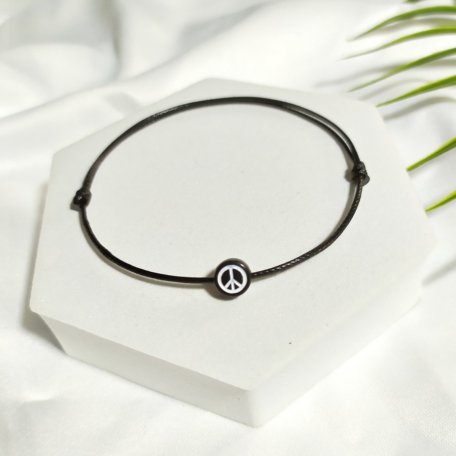 Jual Gelang Tali Hitam Pria Wanita Simbol Peace | Shopee Indonesia