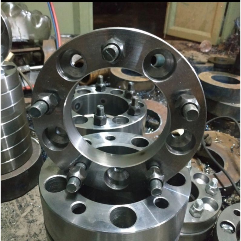 Jual adaptor velg mobil pcd 5x139 - bahan besi padat - Daihatsu ...