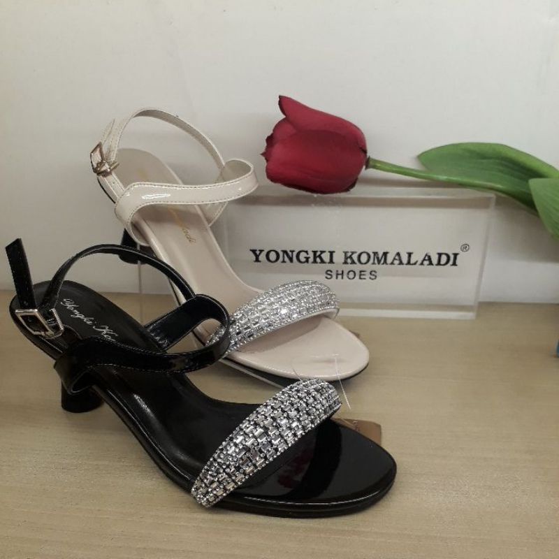 Jual sepatu hells pesta cewek brand YONGKI KOMALADI 100% original ...