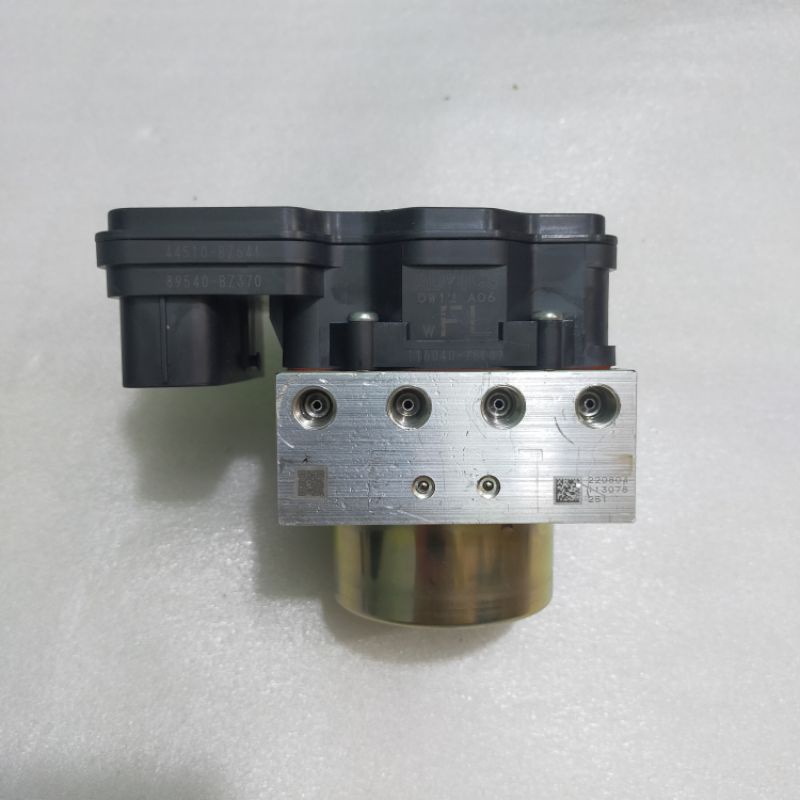 Jual Modul ABS Modul Rem Toyota Avanza Veloz 2022 44510-BZ641 Original ...