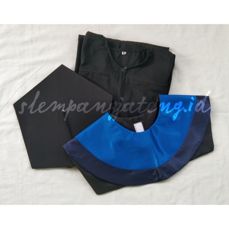 Jual TOGA WISUDA UNDIP S1 (JUBAH + TOPI + TALI TOPI+ SLEBER) | Shopee ...