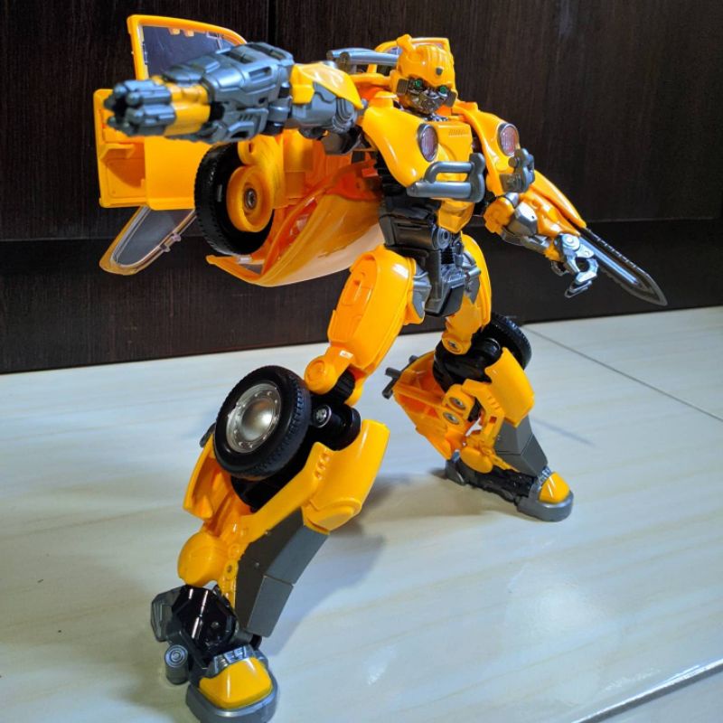 Jual BMB Deformation BUMBLEBEE VW Studio Series DIECAST / Blackmamba ...